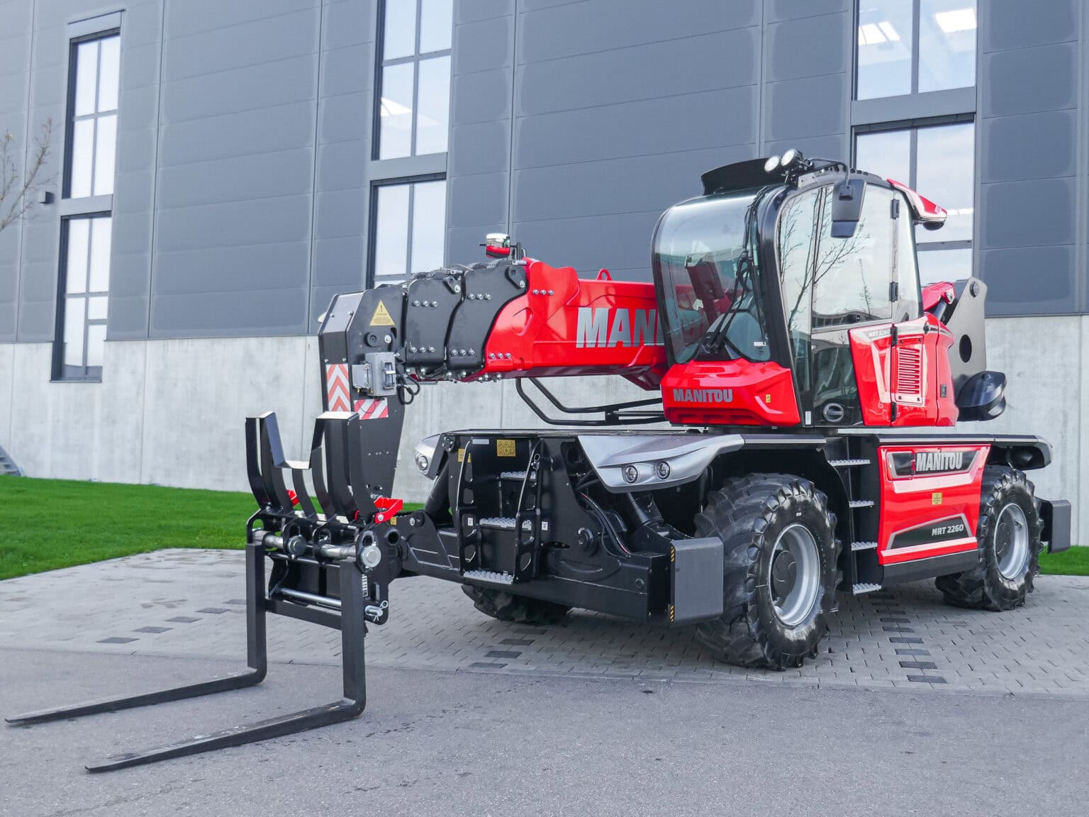 Manitou MRT-2260 at Hanselmann - buy or rent