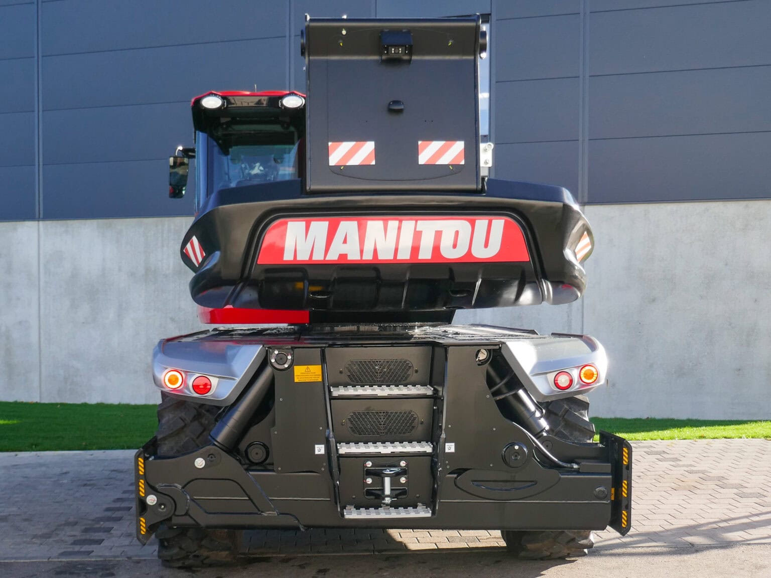 Manitou MRT-2570 at Hanselmann - buy or rent